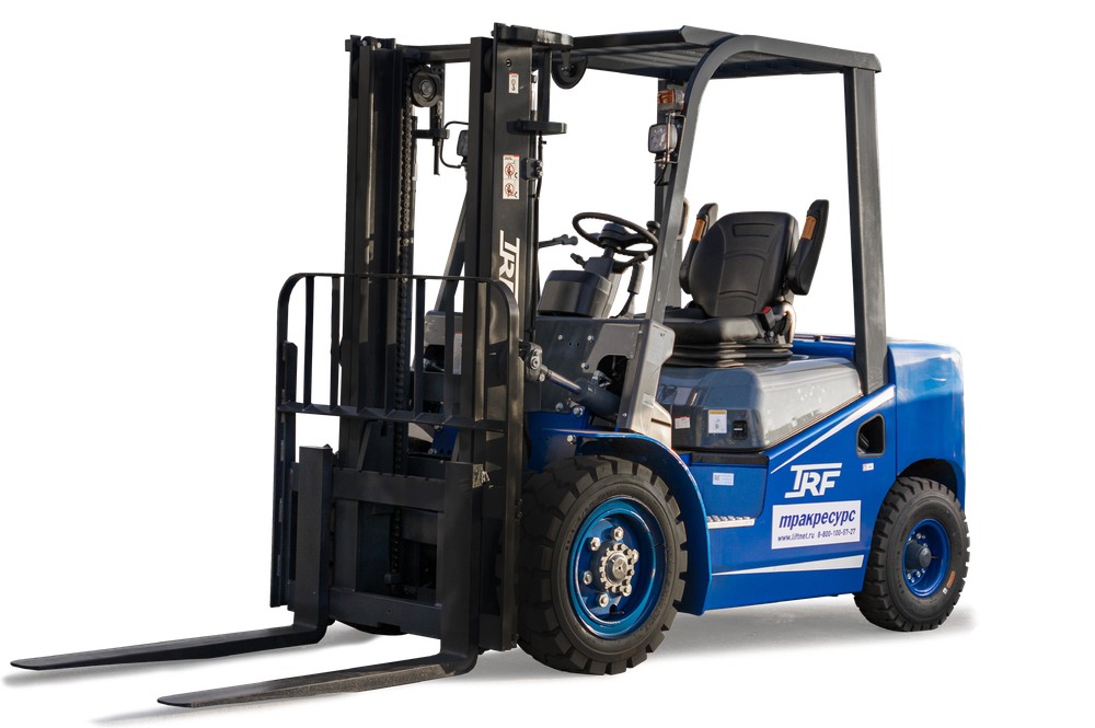Купить дизельный вилочный погрузчик TRF D30-4M в Москве